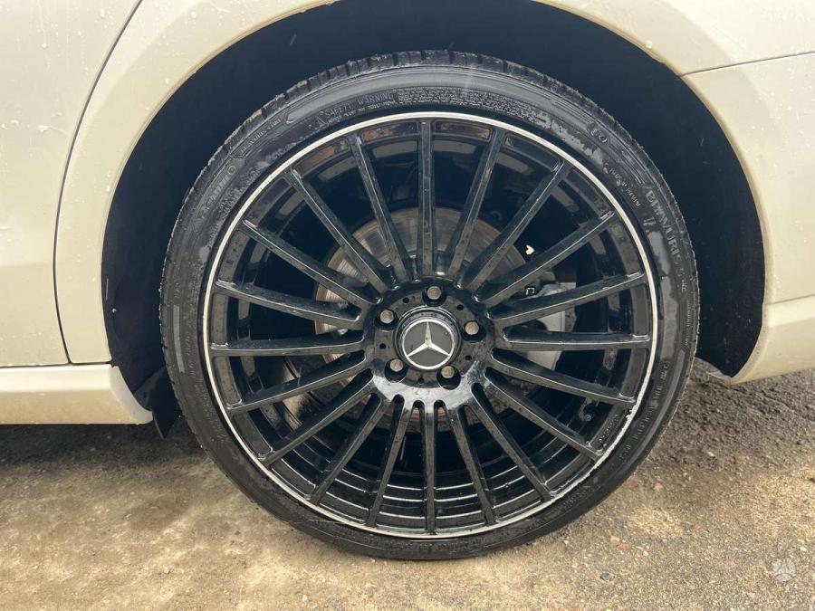 Balts Mercedes-Benz e-200 2021 Kauņa, ar dzinēja tilpumu 1.60 L un nobraukumu 86 tūkst. km par 16900 €, foto 46 vietnē AUTOMOTO.COM.LV