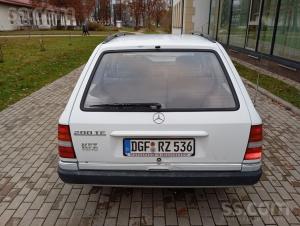 White Mercedes-Benz e-200 1993 in Balvi, with an engine capacity of 2.00 L and mileage of 0 thousand km for 3777 €, photo 8 on AUTOMOTO.COM.LV