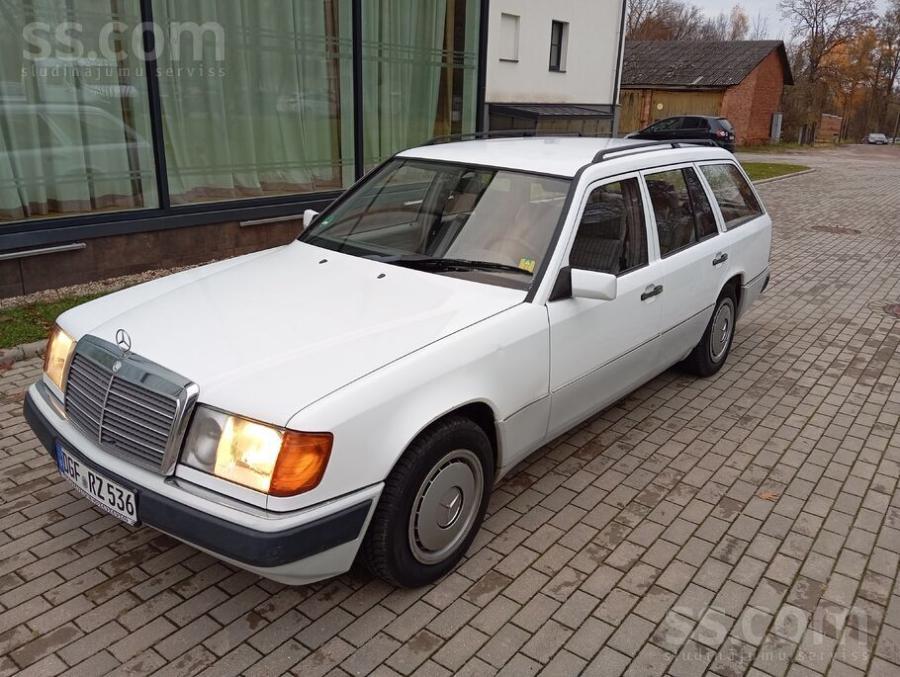 White Mercedes-Benz e-200 1993 in Balvi, with an engine capacity of 2.00 L and mileage of 0 thousand km for 3777 €, photo 11 on AUTOMOTO.COM.LV
