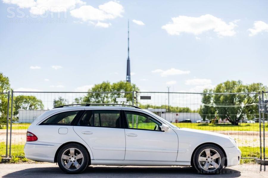White Mercedes-Benz e-200 2007 in Riga, with an engine capacity of 2.20 L and mileage of 378 thousand km for 3990 €, photo 5 on AUTOMOTO.COM.LV