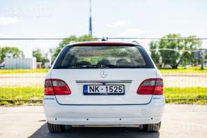 White Mercedes-Benz e-200 2007 in Riga, with an engine capacity of 2.20 L and mileage of 378 thousand km for 3990 €, photo 8 on AUTOMOTO.COM.LV