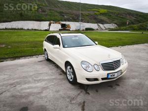 Белый Мерседес E 200 2009 в Рига, объемом двигателя 2.20 л и пробегом 478 тыс. км за 1525 €, фото 4 на AUTOMOTO.COM.LV