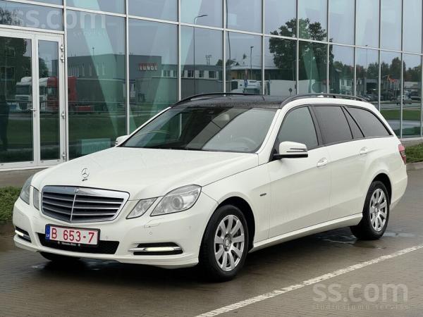 Мерседес E 200 2010 в Резекне на AUTOMOTO.COM.LV Белый Мерседес E 200 2010 в Резекне, объемом двигателя 2.10 л и пробегом 339 тыс. км за 6890 €, фото 3 на AUTOMOTO.COM.LV