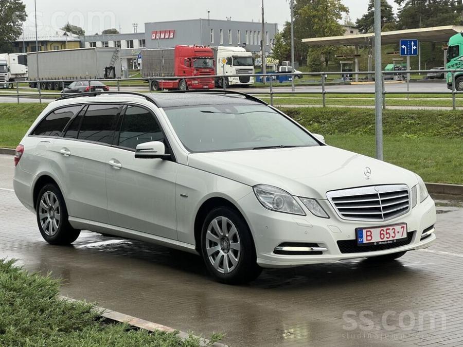 Белый Мерседес E 200 2010 в Резекне, объемом двигателя 2.10 л и пробегом 339 тыс. км за 6890 €, фото 4 на AUTOMOTO.COM.LV