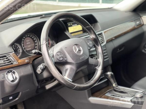Мерседес E 200 2010 в Резекне на AUTOMOTO.COM.LV Белый Мерседес E 200 2010 в Резекне, объемом двигателя 2.10 л и пробегом 339 тыс. км за 6890 €, фото 9 на AUTOMOTO.COM.LV