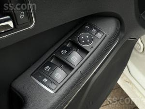 Белый Мерседес E 200 2010 в Резекне, объемом двигателя 2.10 л и пробегом 339 тыс. км за 6890 €, фото 15 на AUTOMOTO.COM.LV