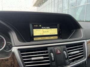 Белый Мерседес E 200 2010 в Резекне, объемом двигателя 2.10 л и пробегом 339 тыс. км за 6890 €, фото 18 на AUTOMOTO.COM.LV