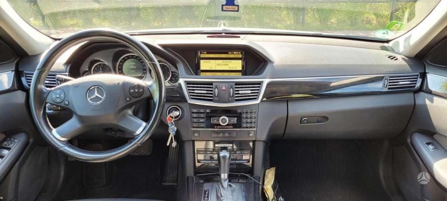 Balts Mercedes-Benz e-200 2011 Viļņa, ar dzinēja tilpumu 2.14 L un nobraukumu 339 tūkst. km par 4890 €, foto 8 vietnē AUTOMOTO.COM.LV