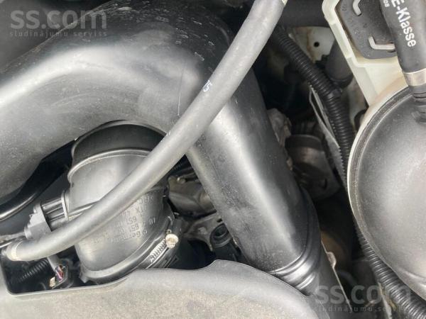 Balts Mercedes-Benz e-200 2011 Rīga, ar dzinēja tilpumu 2.10 L un nobraukumu 283 tūkst. km par 6700 €, foto 10 vietnē AUTOMOTO.COM.LV