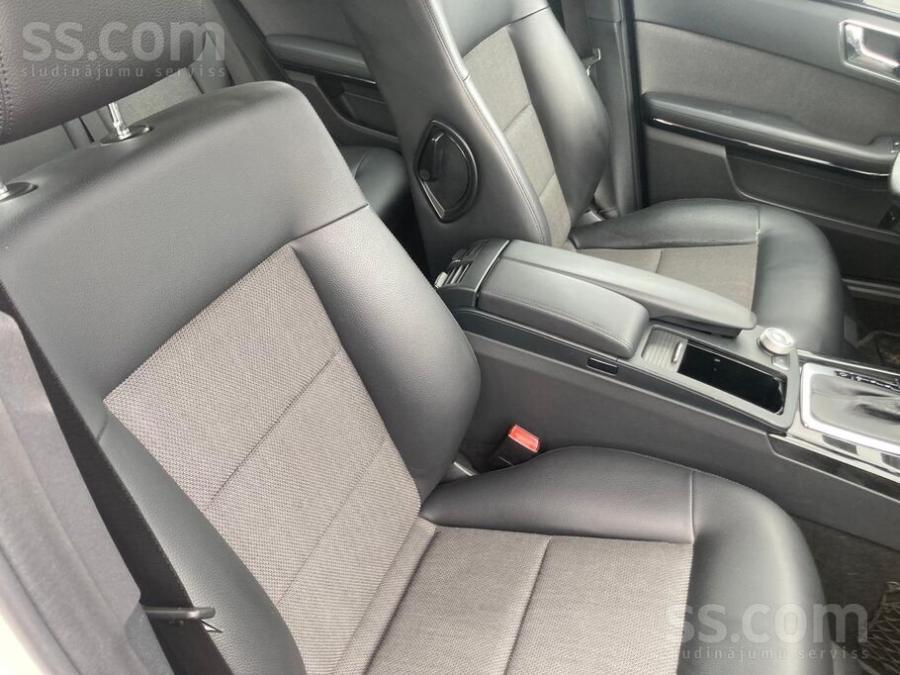 Balts Mercedes-Benz e-200 2011 Rīga, ar dzinēja tilpumu 2.10 L un nobraukumu 283 tūkst. km par 6700 €, foto 22 vietnē AUTOMOTO.COM.LV