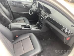 Balts Mercedes-Benz e-200 2011 Rīga, ar dzinēja tilpumu 2.10 L un nobraukumu 283 tūkst. km par 6700 €, foto 23 vietnē AUTOMOTO.COM.LV