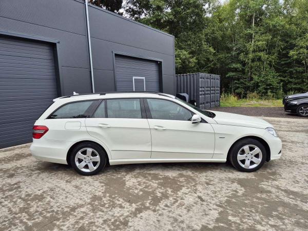 Balts Mercedes-Benz e-200 2011 Utena, ar dzinēja tilpumu 2.14 L un nobraukumu 280 tūkst. km par 4990 €, foto 6 vietnē AUTOMOTO.COM.LV