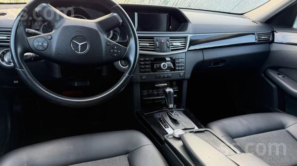 Balts Mercedes-Benz e-200 2011 Ogre, ar dzinēja tilpumu 2.10 L un nobraukumu 284 tūkst. km par 6300 €, foto 4 vietnē AUTOMOTO.COM.LV