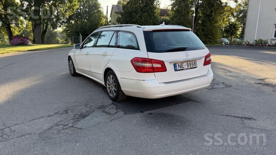 Balts Mercedes-Benz e-200 2011 Ogre, ar dzinēja tilpumu 2.10 L un nobraukumu 284 tūkst. km par 6300 €, foto 9 vietnē AUTOMOTO.COM.LV