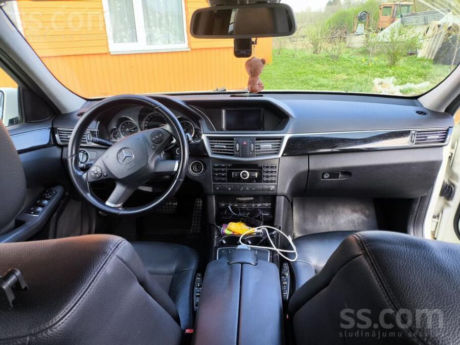 Balts Mercedes-Benz e-200 2012 Daugavpils, ar dzinēja tilpumu 2.10 L un nobraukumu 323 tūkst. km par 7800 €, foto 6 vietnē AUTOMOTO.COM.LV