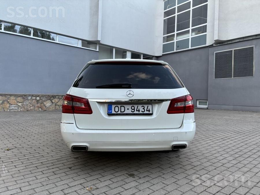 White Mercedes-Benz e-200 2012 in Riga, with an engine capacity of 2.10 L and mileage of 292 thousand km for 6800 €, photo 7 on AUTOMOTO.COM.LV