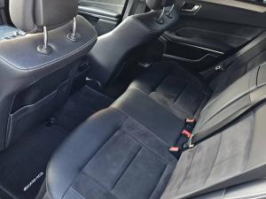 White Mercedes-Benz e-200 2013 in Jekabpils, with an engine capacity of 2.20 L and mileage of 319 thousand km for 10990 €, photo 14 on AUTOMOTO.COM.LV