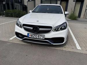 White Mercedes-Benz e-200 2014 in Palanga, with an engine capacity of 2.14 L and mileage of 295 thousand km for 9800 €, photo  on AUTOMOTO.COM.LV