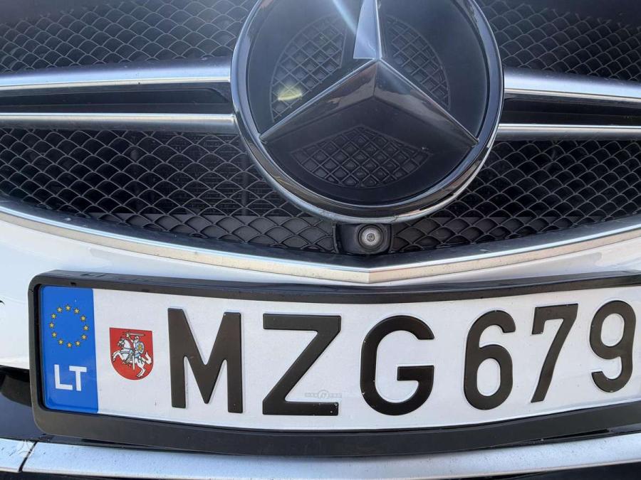 White Mercedes-Benz e-200 2014 in Palanga, with an engine capacity of 2.14 L and mileage of 295 thousand km for 9800 €, photo 6 on AUTOMOTO.COM.LV