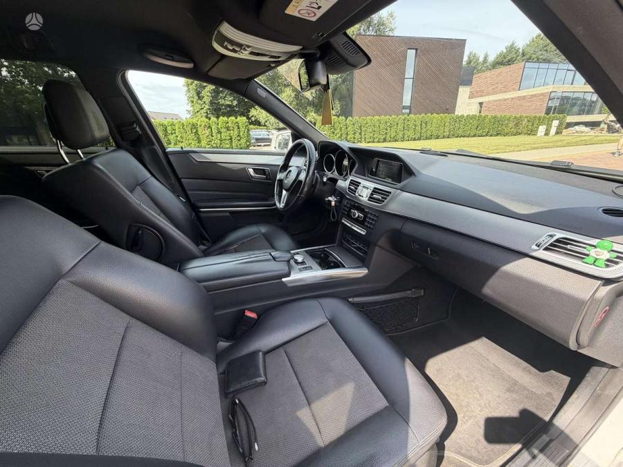 White Mercedes-Benz e-200 2014 in Palanga, with an engine capacity of 2.14 L and mileage of 295 thousand km for 9800 €, photo 12 on AUTOMOTO.COM.LV
