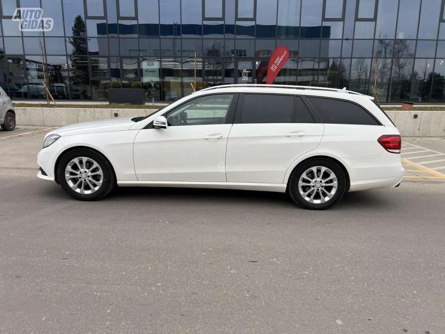 Белый Мерседес E 200 2015 в Паневежис, объемом двигателя 2.10 л и пробегом 607 тыс. км за 7700 €, фото 11 на AUTOMOTO.COM.LV
