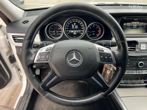 Белый Мерседес E 200 2015 в Паневежис, объемом двигателя 2.10 л и пробегом 607 тыс. км за 7700 €, фото 24 на AUTOMOTO.COM.LV