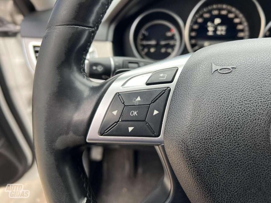 Белый Мерседес E 200 2015 в Паневежис, объемом двигателя 2.10 л и пробегом 607 тыс. км за 7700 €, фото 25 на AUTOMOTO.COM.LV