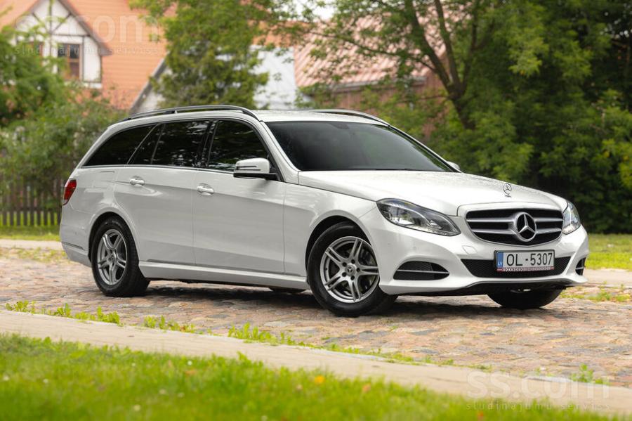 Белый Мерседес E 200 2015 в Елгава, объемом двигателя 2.20 л и пробегом 220 тыс. км за 11500 €, фото 4 на AUTOMOTO.COM.LV
