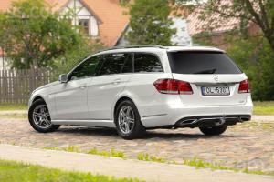 Белый Мерседес E 200 2015 в Елгава, объемом двигателя 2.20 л и пробегом 220 тыс. км за 11500 €, фото 5 на AUTOMOTO.COM.LV