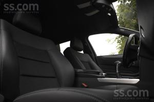 Белый Мерседес E 200 2015 в Елгава, объемом двигателя 2.20 л и пробегом 220 тыс. км за 11500 €, фото 9 на AUTOMOTO.COM.LV