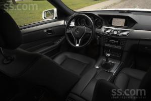 Белый Мерседес E 200 2015 в Елгава, объемом двигателя 2.20 л и пробегом 220 тыс. км за 11500 €, фото 11 на AUTOMOTO.COM.LV