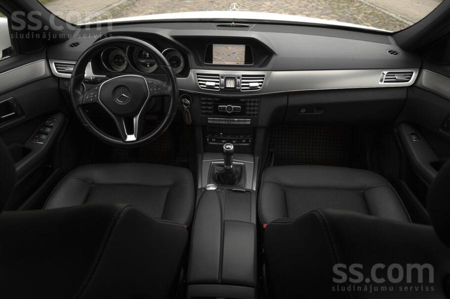 Белый Мерседес E 200 2015 в Елгава, объемом двигателя 2.20 л и пробегом 220 тыс. км за 11500 €, фото 12 на AUTOMOTO.COM.LV