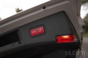 Белый Мерседес E 200 2015 в Елгава, объемом двигателя 2.20 л и пробегом 220 тыс. км за 11500 €, фото 14 на AUTOMOTO.COM.LV