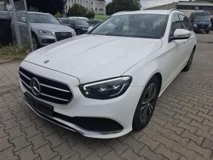 Balts Mercedes-Benz e-200 2020 Marijampole, ar dzinēja tilpumu 1.60 L un nobraukumu 357 tūkst. km par 11999 €, foto  vietnē AUTOMOTO.COM.LV