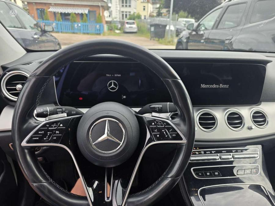 Белый Мерседес E 200 2020 в Мариямполе, объемом двигателя 1.60 л и пробегом 357 тыс. км за 11999 €, фото 10 на AUTOMOTO.COM.LV