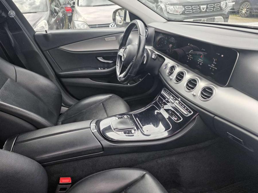 Белый Мерседес E 200 2020 в Мариямполе, объемом двигателя 1.60 л и пробегом 357 тыс. км за 11999 €, фото 11 на AUTOMOTO.COM.LV