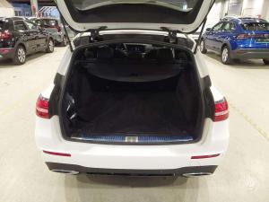 White Mercedes-Benz e-200 2022 in Vilnius, with an engine capacity of 1.60 L and mileage of 179 thousand km for 23000 €, photo 12 on AUTOMOTO.COM.LV