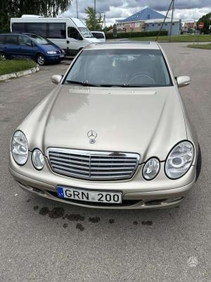 Желтый Мерседес E 200 2004 в Рокишкис, объемом двигателя 2.15 л и пробегом 432 тыс. км за 2500 €, фото 5 на AUTOMOTO.COM.LV