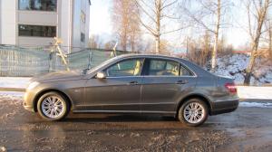 Dzeltens Mercedes-Benz e-200 2010 Rīga, ar dzinēja tilpumu 2.00 L un nobraukumu 331 tūkst. km par 6350 €, foto 7 vietnē AUTOMOTO.COM.LV