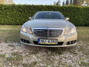 Желтый Мерседес E 200 2010 в Рига, объемом двигателя 2.10 л и пробегом 340 тыс. км за 4000 €, фото 3 на AUTOMOTO.COM.LV