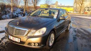 Желтый Мерседес E 200 2010 в Рига, объемом двигателя 2.00 л и пробегом 331 тыс. км за 6750 €, фото  на AUTOMOTO.COM.LV