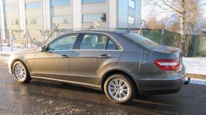 Dzeltens Mercedes-Benz e-200 2010 Rīga, ar dzinēja tilpumu 2.00 L un nobraukumu 331 tūkst. km par 6750 €, foto 9 vietnē AUTOMOTO.COM.LV
