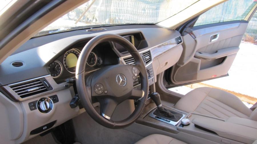 Dzeltens Mercedes-Benz e-200 2010 Rīga, ar dzinēja tilpumu 2.00 L un nobraukumu 331 tūkst. km par 6750 €, foto 12 vietnē AUTOMOTO.COM.LV