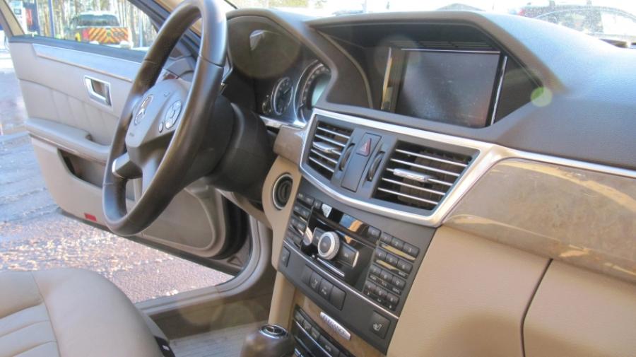 Dzeltens Mercedes-Benz e-200 2010 Rīga, ar dzinēja tilpumu 2.00 L un nobraukumu 331 tūkst. km par 6750 €, foto 18 vietnē AUTOMOTO.COM.LV