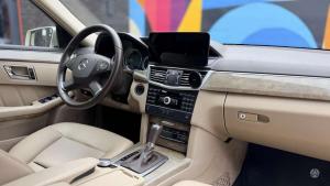 Желтый Мерседес E 200 2010 в Клайпеда, объемом двигателя 2.20 л и пробегом 410 тыс. км за 6000 €, фото 19 на AUTOMOTO.COM.LV