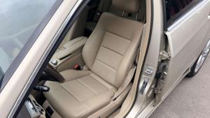 Желтый Мерседес E 200 2010 в Клайпеда, объемом двигателя 2.20 л и пробегом 410 тыс. км за 6000 €, фото 25 на AUTOMOTO.COM.LV