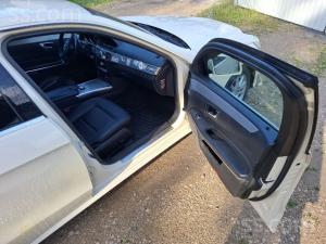 Dzeltens Mercedes-Benz e-200 2013 Rīga, ar dzinēja tilpumu 2.10 L un nobraukumu 484 tūkst. km par 5000 €, foto 11 vietnē AUTOMOTO.COM.LV