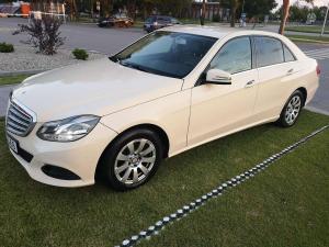 Желтый Мерседес E 200 2015 в Шилуте, объемом двигателя 2.10 л и пробегом 595 тыс. км за 5500 €, фото 6 на AUTOMOTO.COM.LV