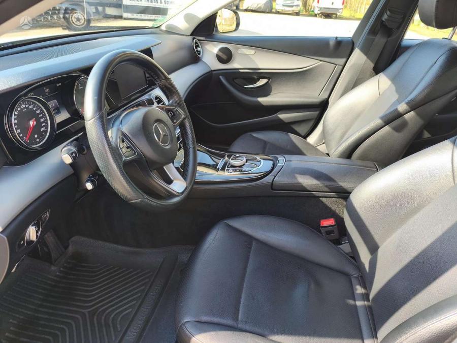 Желтый Мерседес E 200 2018 в Кельме, объемом двигателя 2.00 л и пробегом 420 тыс. км за 7400 €, фото 9 на AUTOMOTO.COM.LV