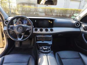 Желтый Мерседес E 200 2018 в Кельме, объемом двигателя 1.95 л и пробегом 425 тыс. км за 6900 €, фото 6 на AUTOMOTO.COM.LV
